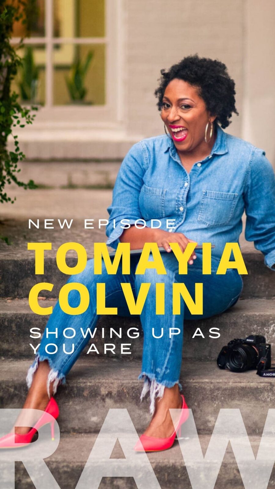 Showing Up As You Are with Tomayia Colvin - The Landlocked Mermaid